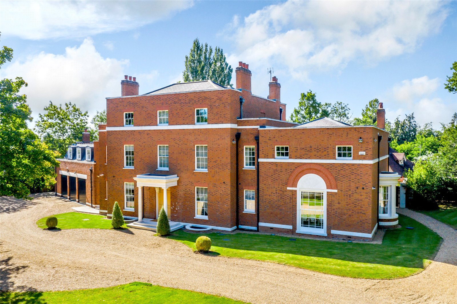 Hadley Common, Hertfordshire | Statons