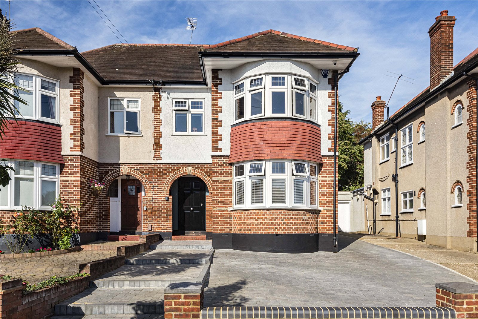 Saxon Way, London | Statons