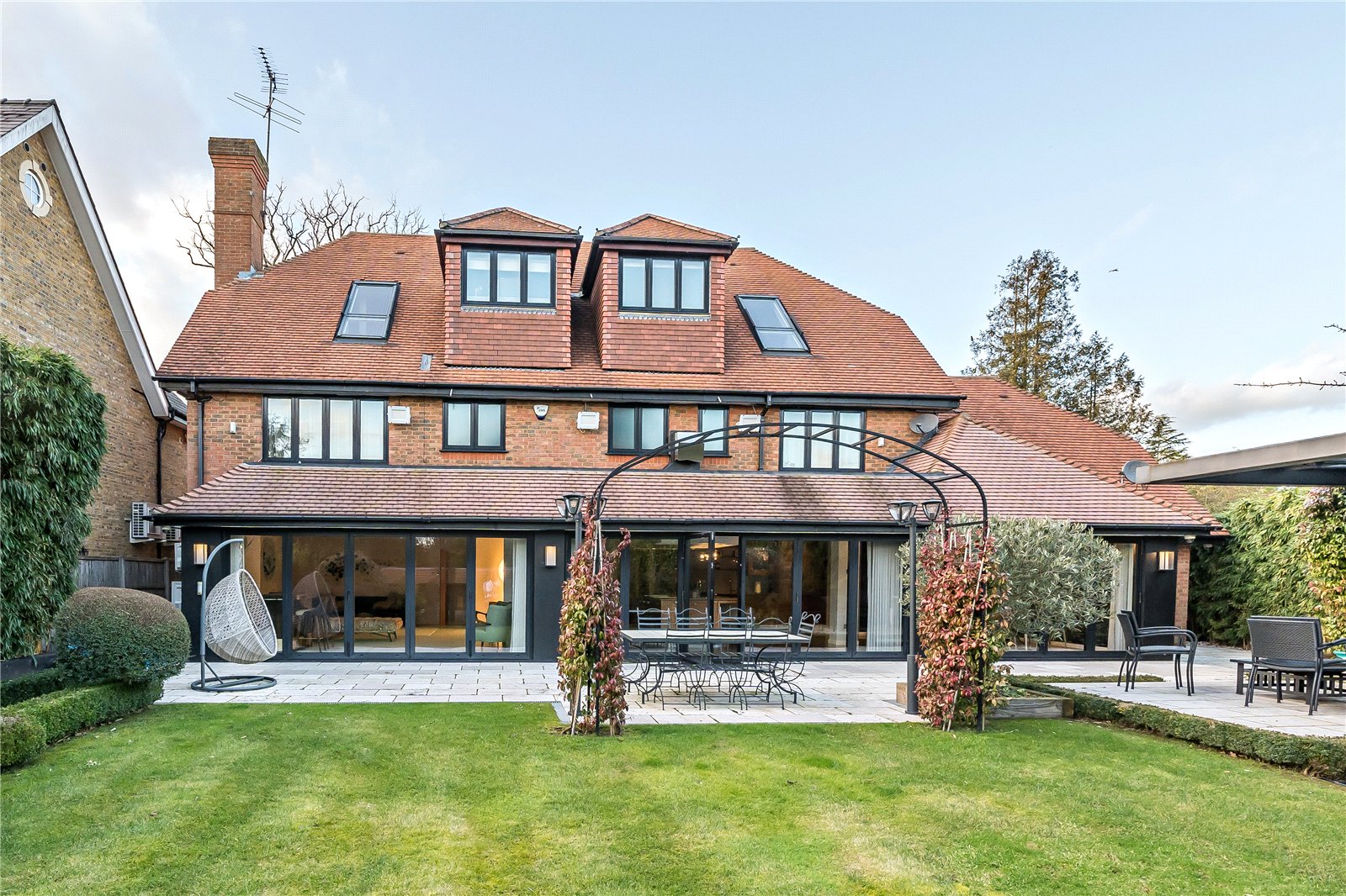 Stonecroft Close, Barnet Road | Statons