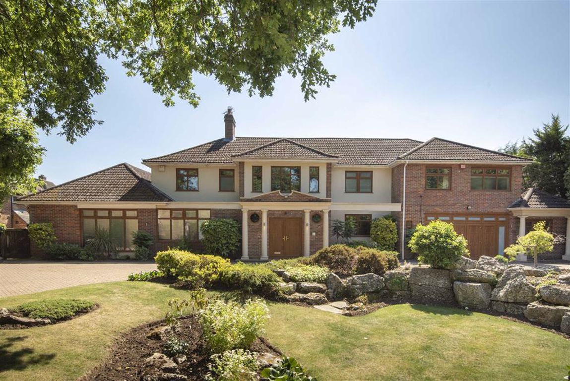 The Ridgeway, Cuffley, Hertfordshire | Statons