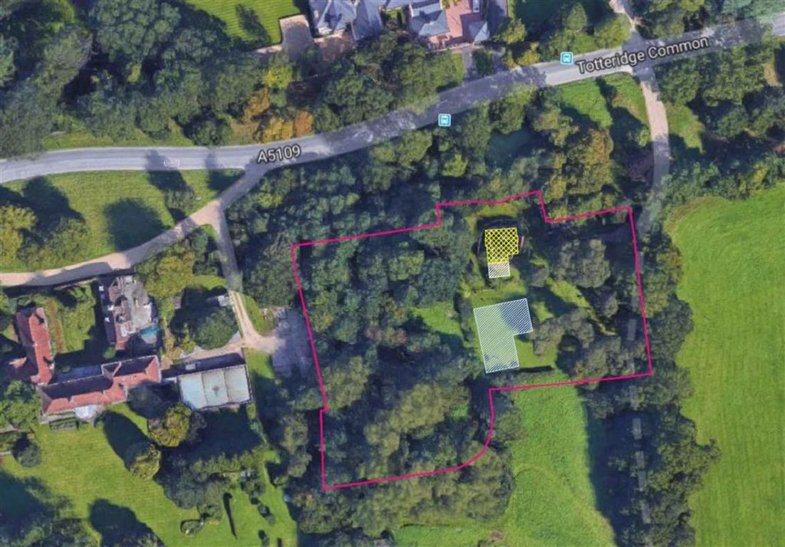 Totteridge Common, Totteridge, London | Statons