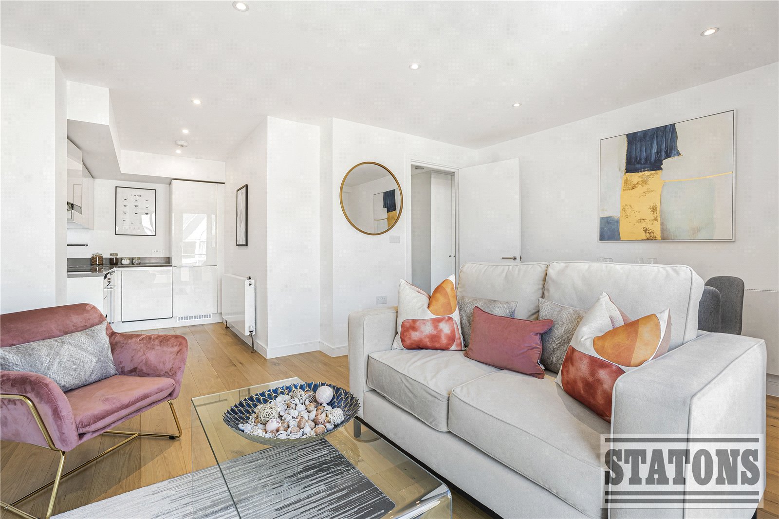 Totteridge Lane, Totteridge | Statons