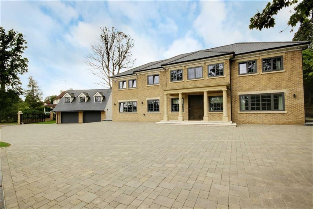 Kentish Lane, Brookmans Park, Hertfordshire | Statons