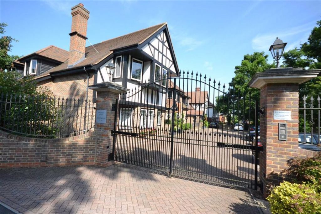 Buckley Court, Hadley Wood, Hertfordshire | Statons