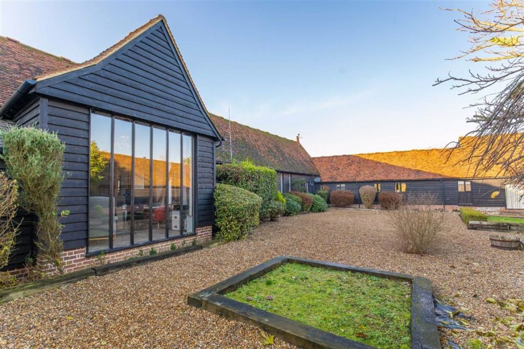Brickendon Green, Brickendon, Hertfordshire | Statons