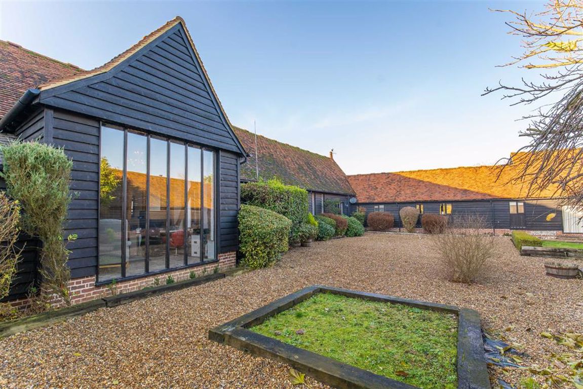 Brickendon Green, Brickendon, Hertfordshire | Statons