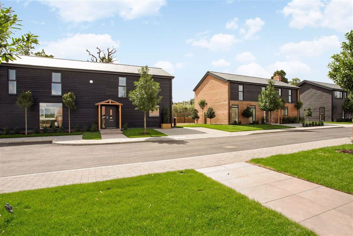 Ponsbourne Park, Newgate Street Village, Hertfordshire | Statons