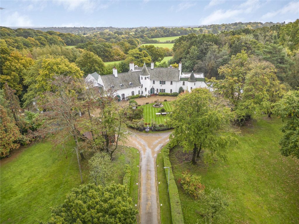 Hyver Hill, Mill Hill | Statons