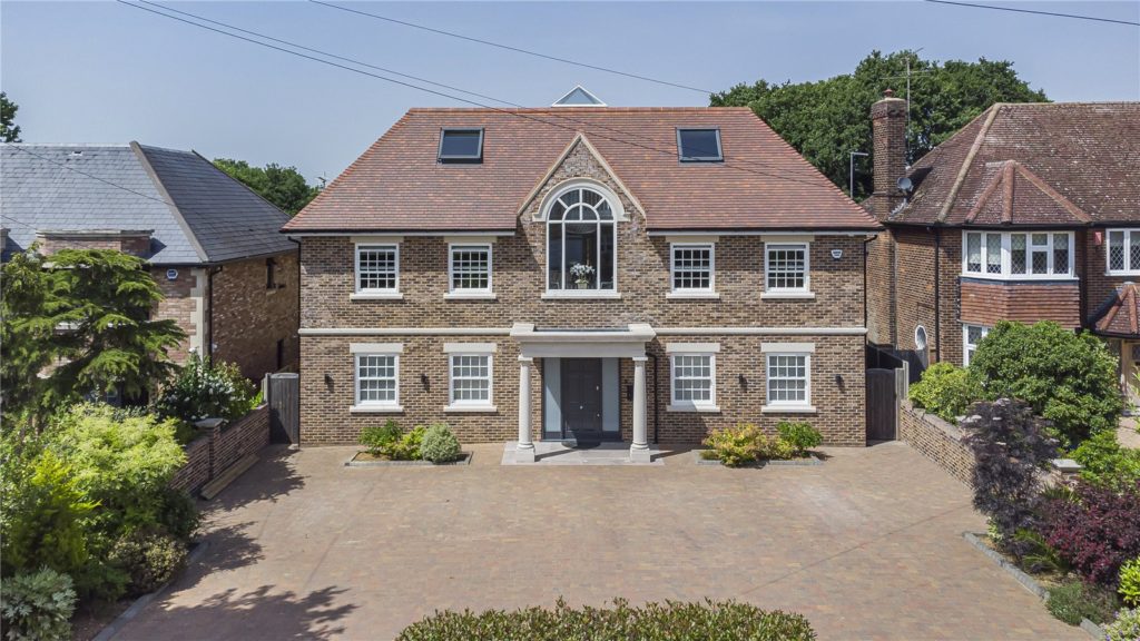 Brookmans Avenue, Brookmans Park | Statons