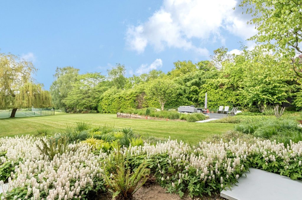 Totteridge Common, Totteridge | Statons